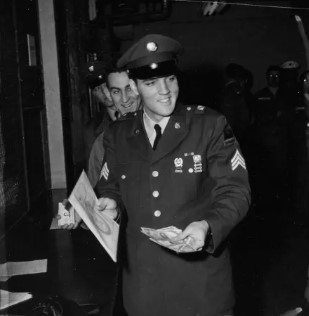 The truth about Elvis Presley’s mugshot photo (was Elvis arrested ...